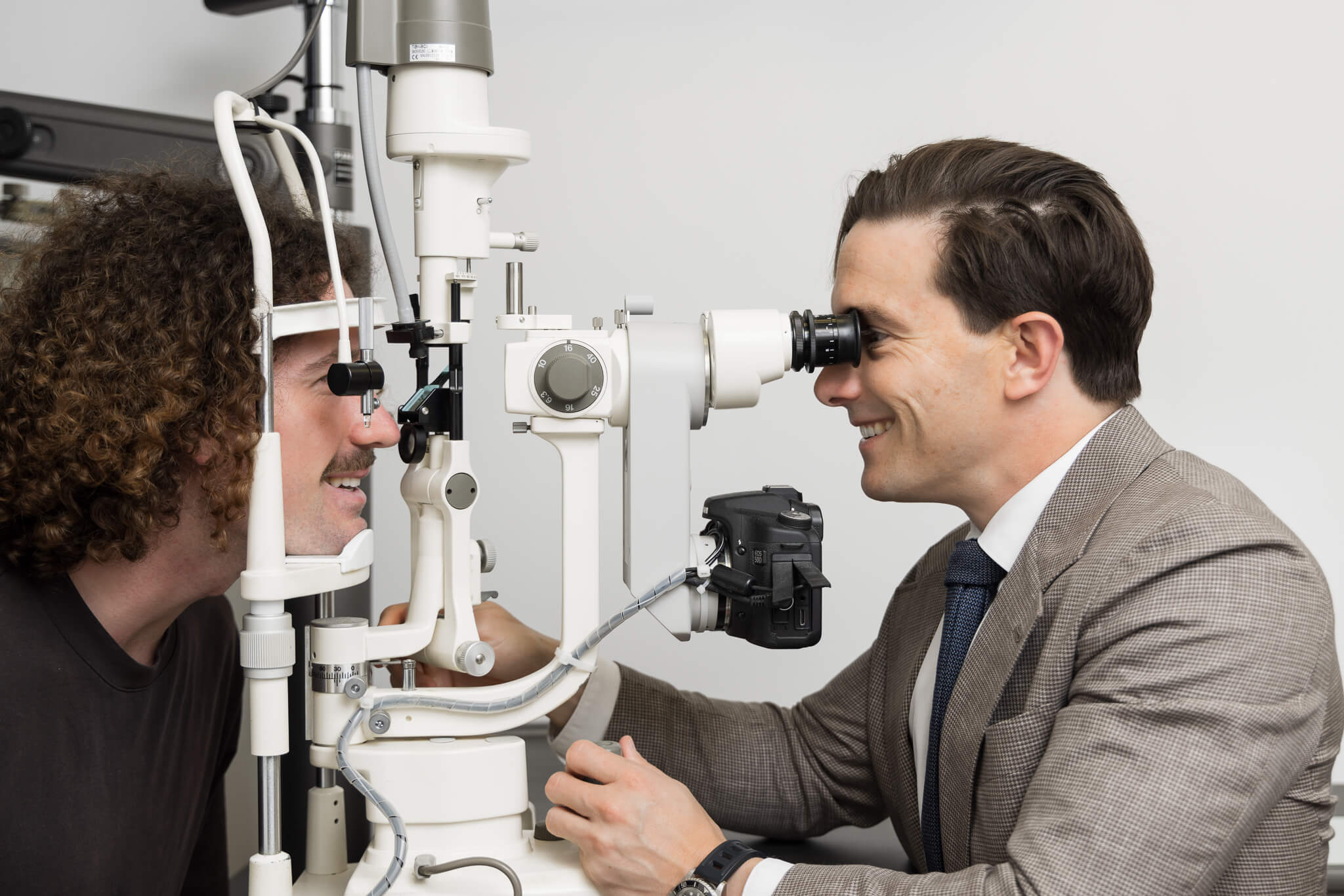 Dr John Hogden | LASERSIGHT Australia